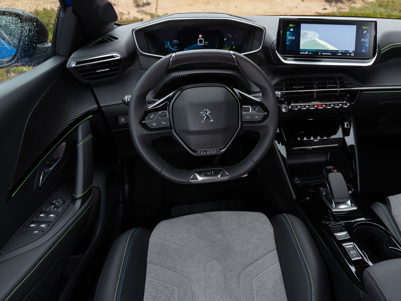 The new Peugeot e-208 GT Premium | Jurni