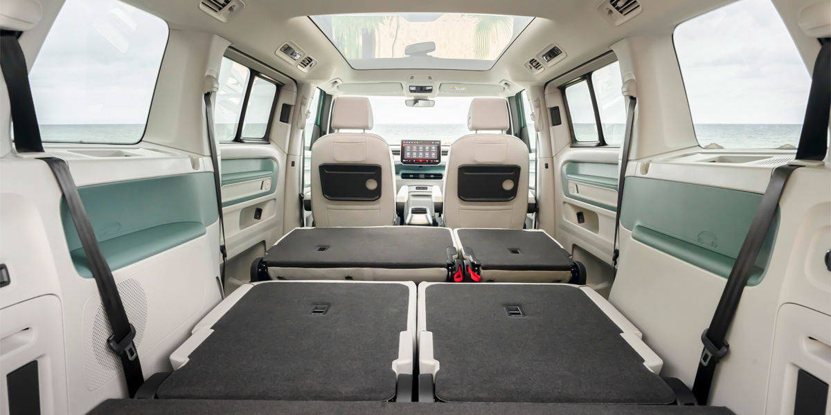 New Volkswagen ID. Buzz LWB Has Seven Seats | Jurni