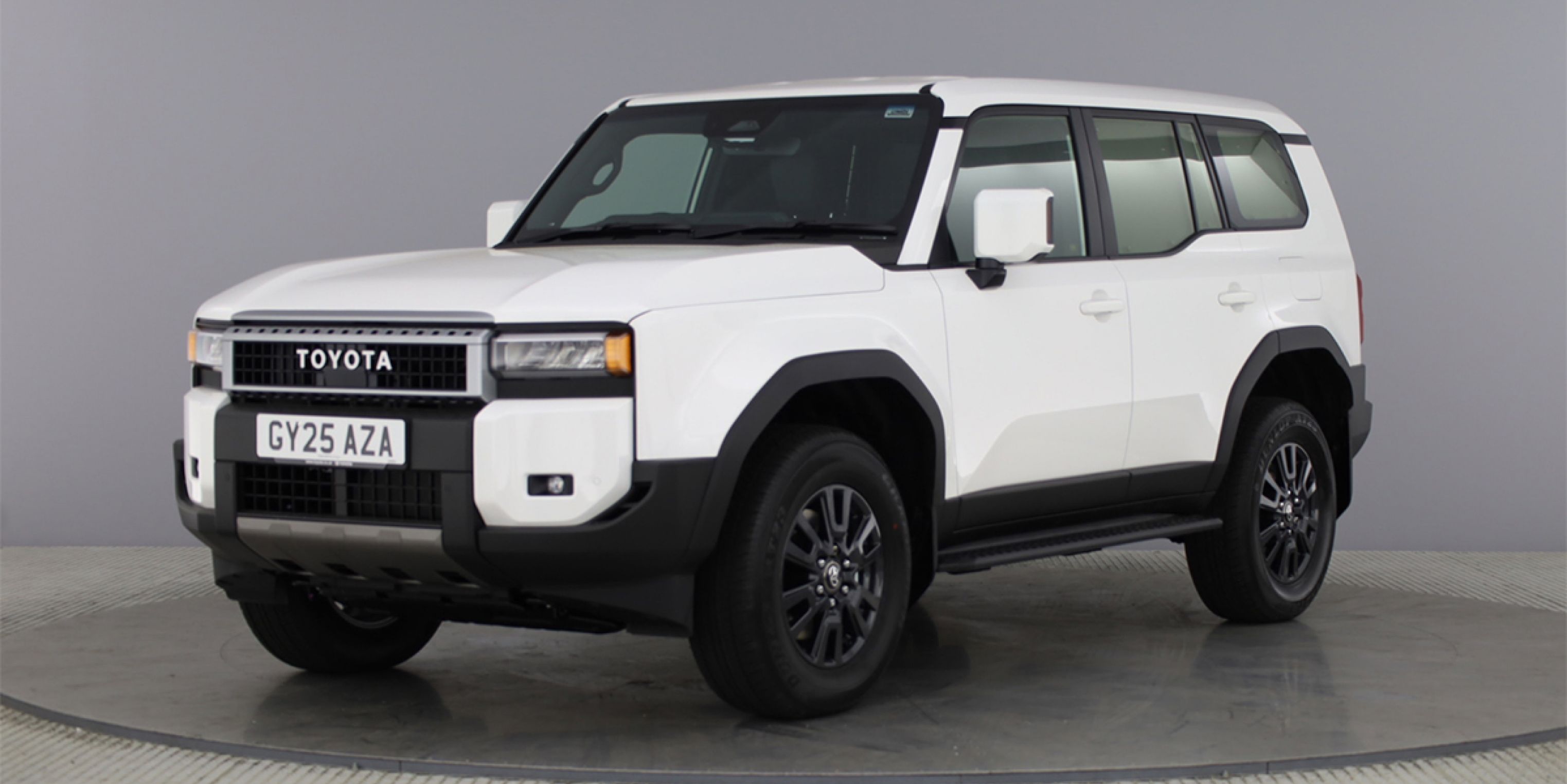 Toyota Land Cruiser Commercial 2025: The Ultimate Off-Road Van? | Jurni